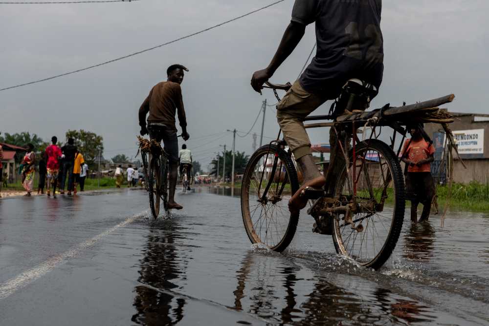 What are effective international responses to climate-related migration ...