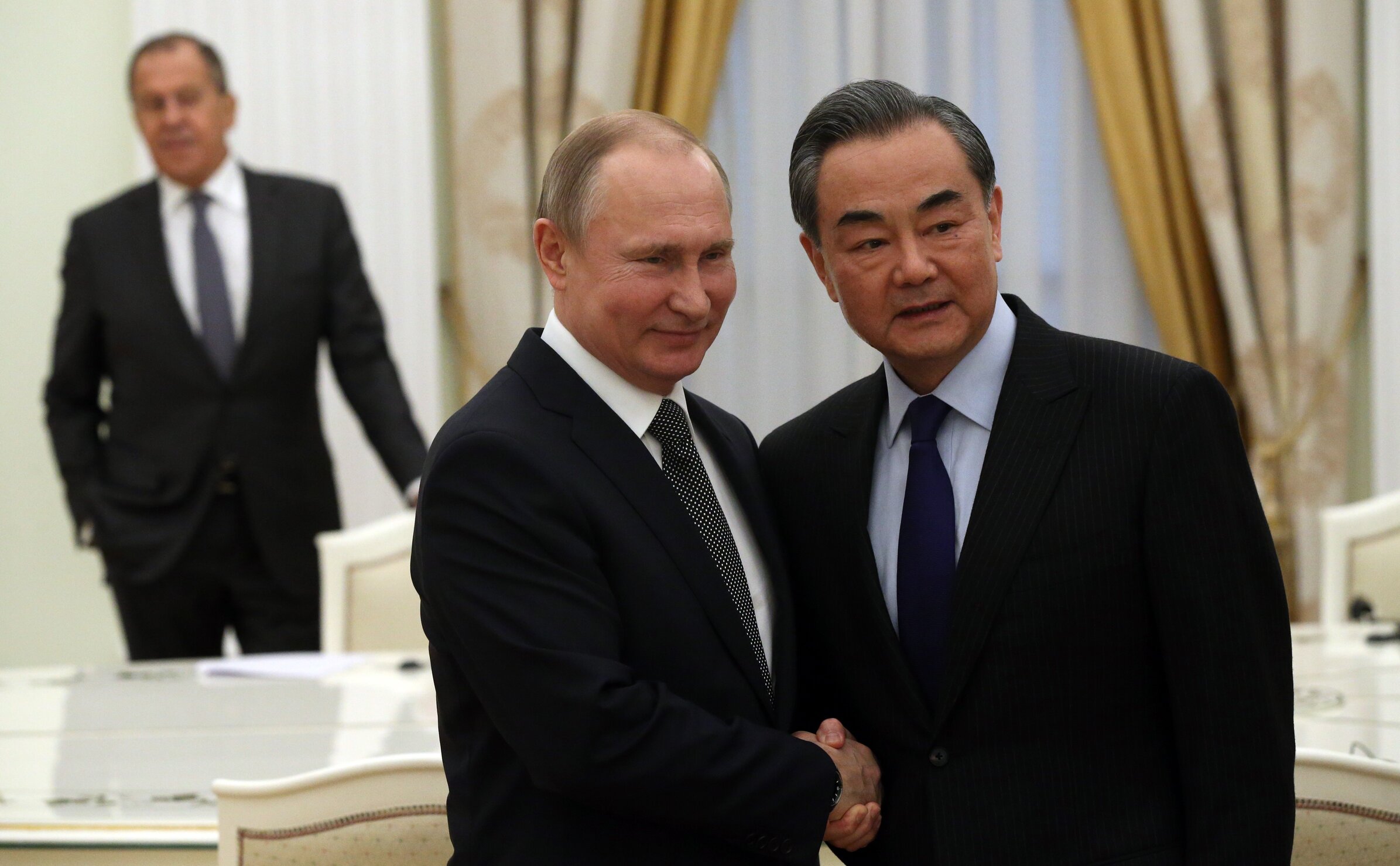 Moscow Takes the Measure of Western Vacillations – Peace Research ...