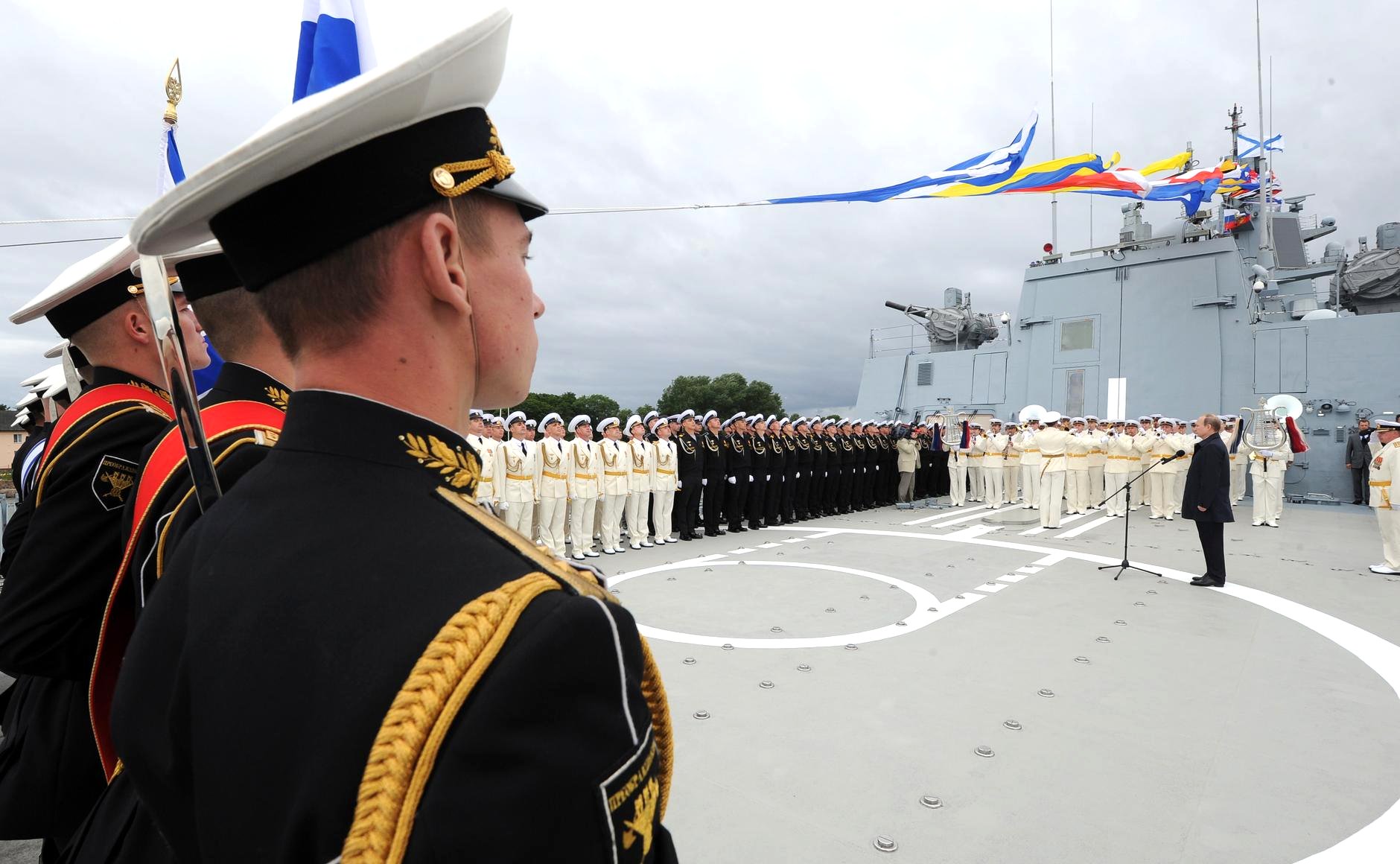 Arctic fishing and Russian Maritime Doctrine – Peace Research Institute ...